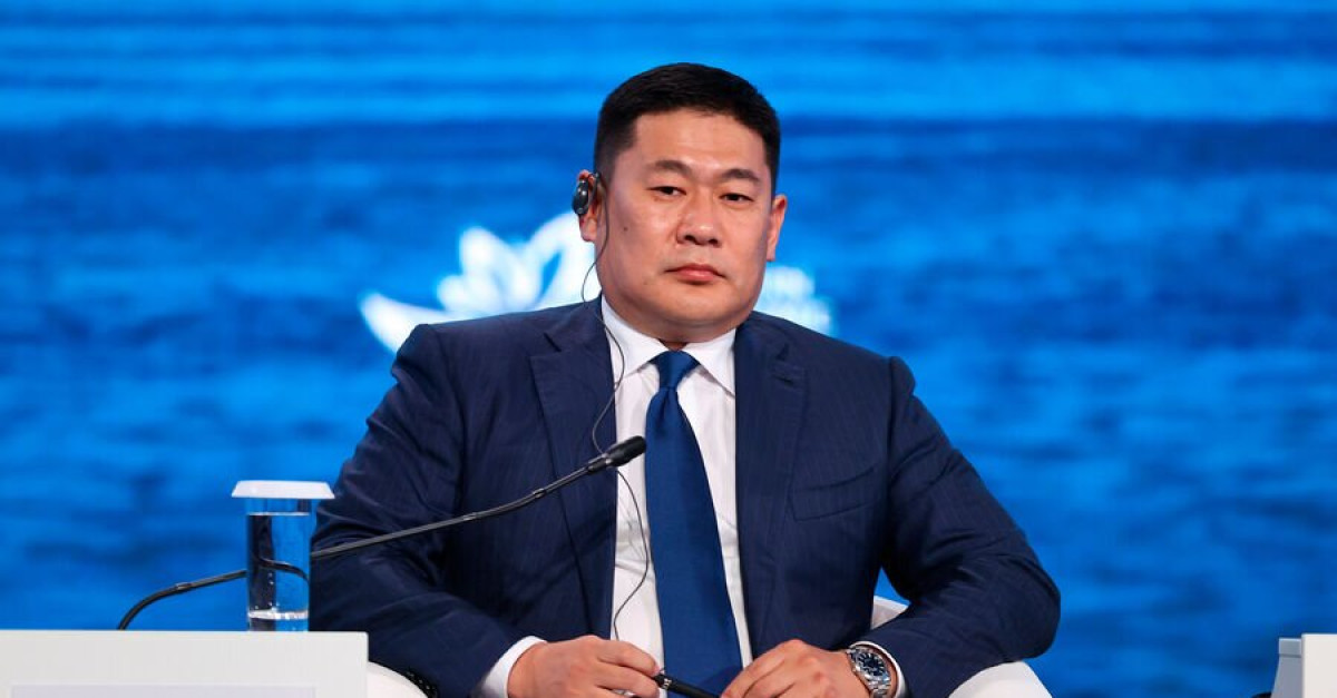 Л Оюун Эрдэнийн манлайлал ба ёс зүйн дагалдахуун