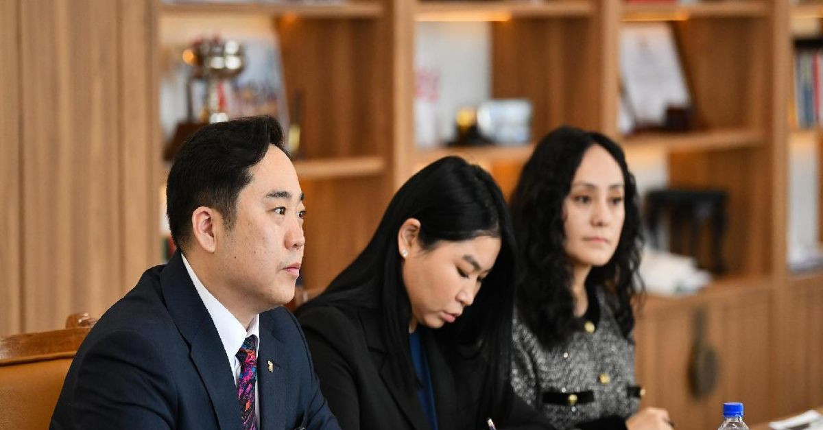 АЧААЛАЛТАЙ УУЛЗВАРУУДЫГ ДАХИН ТӨЛӨВЛӨХ, ШИНЭЧЛЭХЭД ЖАЙКА ОЛОН УЛСЫН ...