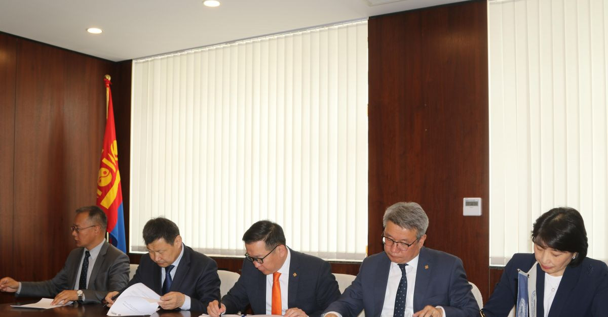 “Байгалийн нөөц байгаль орчны эрх зүйн азийн санаачилга“ хөтөлбөр хэрэгжихээр боллоо